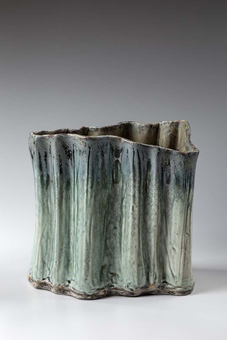 Donna Winberg – Ceramics and Ikebana
